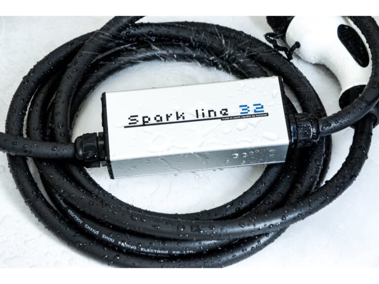 SPARK LINE 32 | Best Portable EV Charger